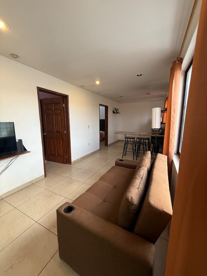 Dpt Al Norte A 5 Min Altaria P/empresas+facturamos - Aguascalientes