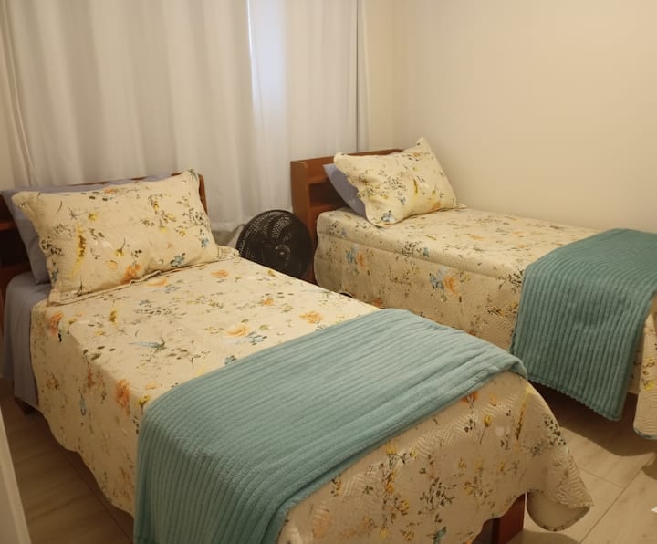 Apto Aconchegante Em Campo Largo/2 Quartos /Wi-fi - Campo Largo