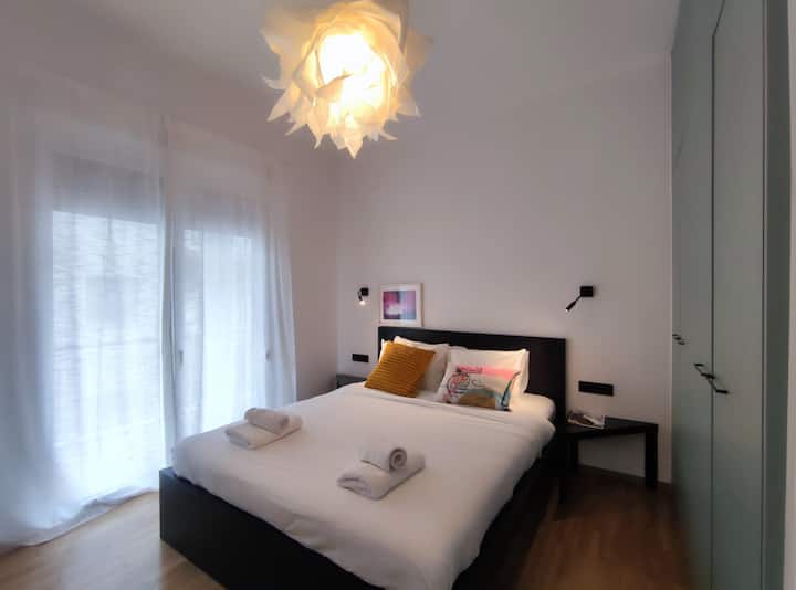 Imagine Apt In Exarchia, 6' To Metro, Near Centre - Athens