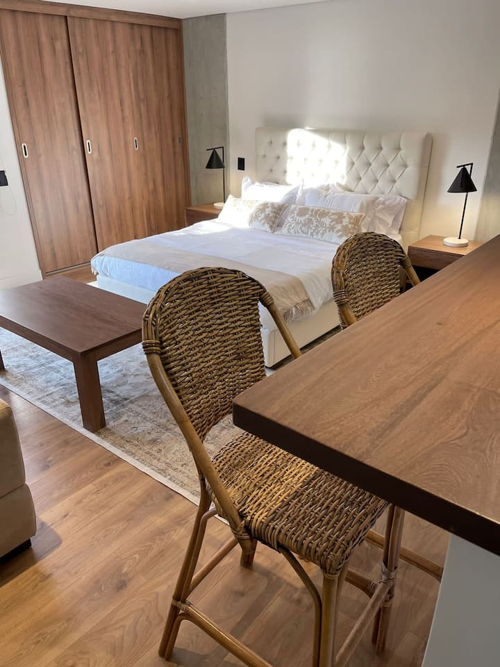 Loft Con Encanto, Parqueadero, Cerca Provenza - Medellín