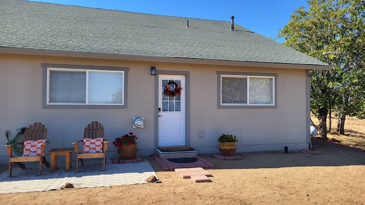 Cheney Oaks - Susanville, CA