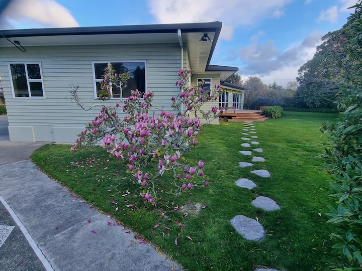 Devachan
A Sanctuary
For Self Discovery - Richmond