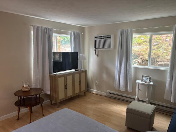 1 Bedroom Studio Condo At Perkins Cove  Ogunquit - York, ME