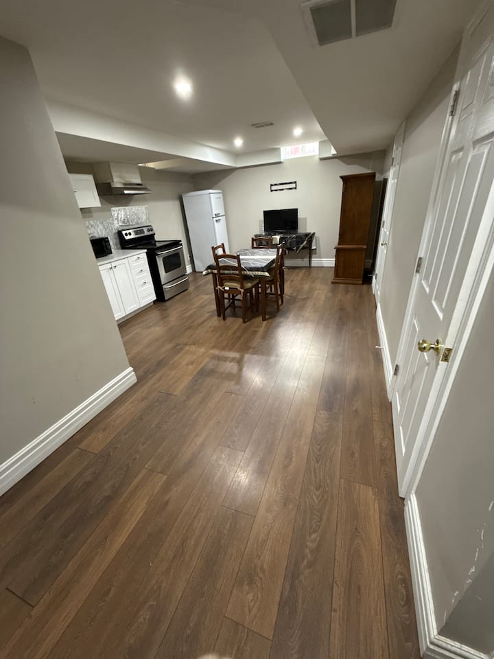 Nice And Cozy, Private Oasis - Milton, Canadá