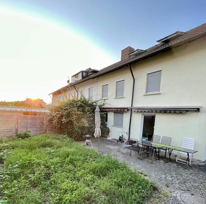 Zentrumsnahe Ferienwohnung Mit Großer Terrasse - Ravensburg