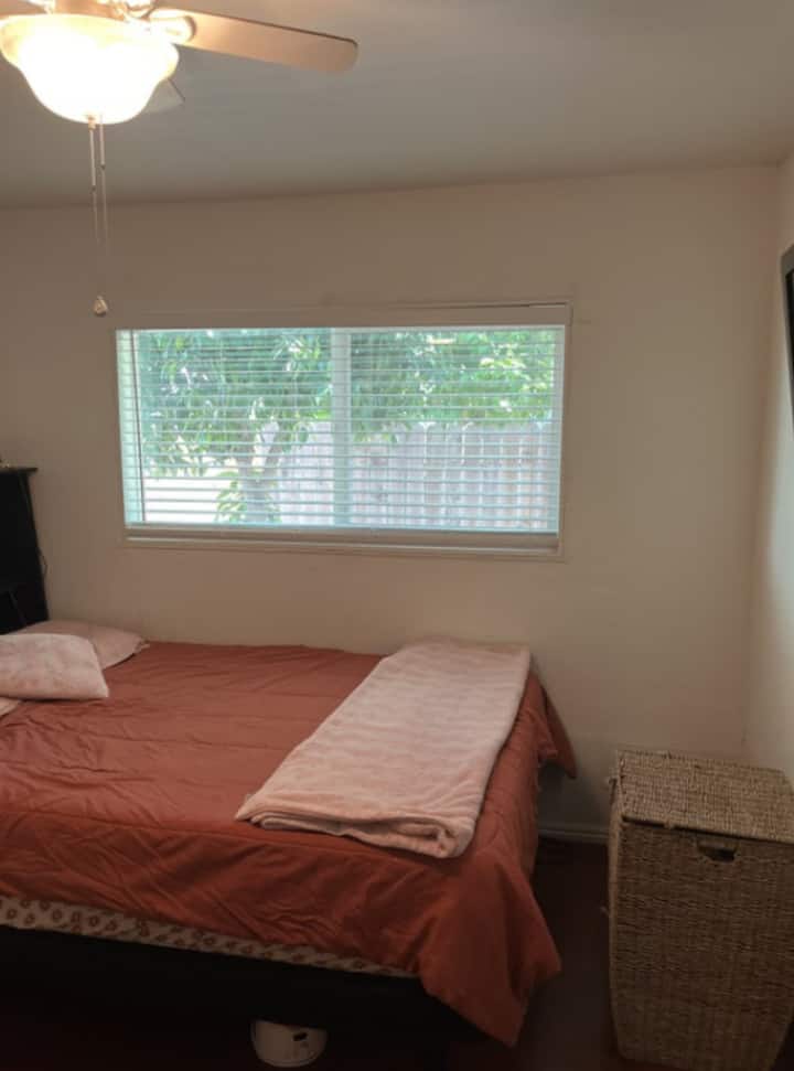 Relaxing Cute And Cozy Retreat. - Pittsburg, CA