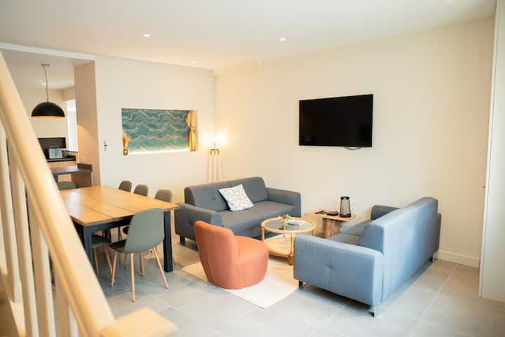 L'escale  Caennaise –Maison Pour 8 Personnes - Caen