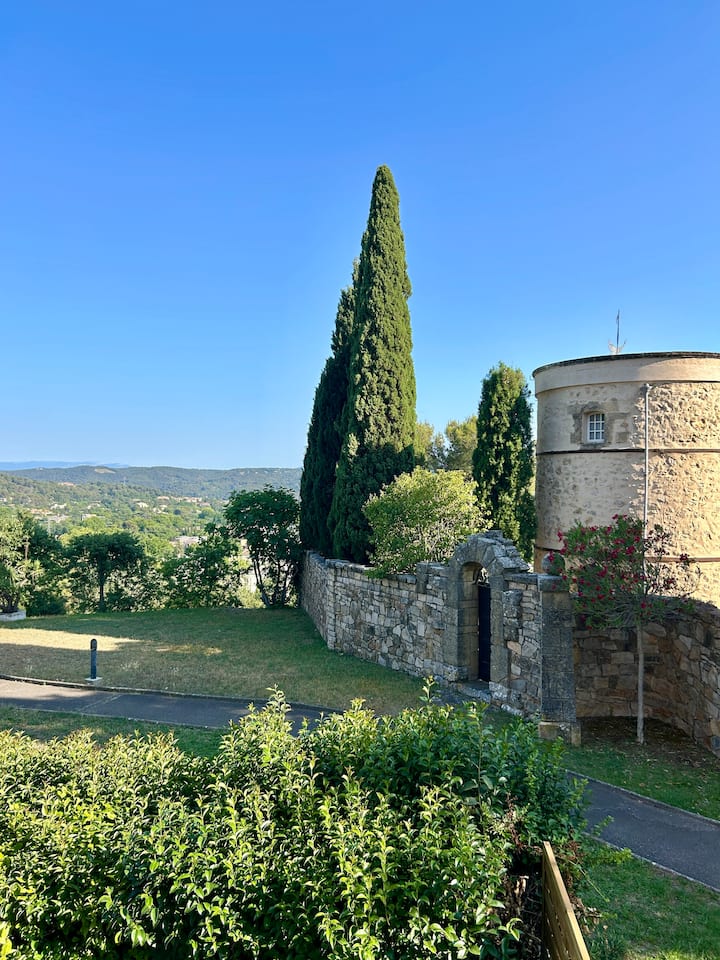 Spacious Guestroom Near Old Town Aix - Aix-en-Provence