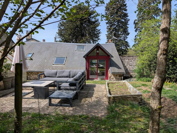 Gîte Romantique Avec Charme Et Confort - Creuse
