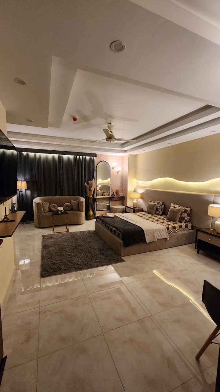 Luxury Style Studio W/ Sauna & Gym | Fast Wi-fi - Islamabad