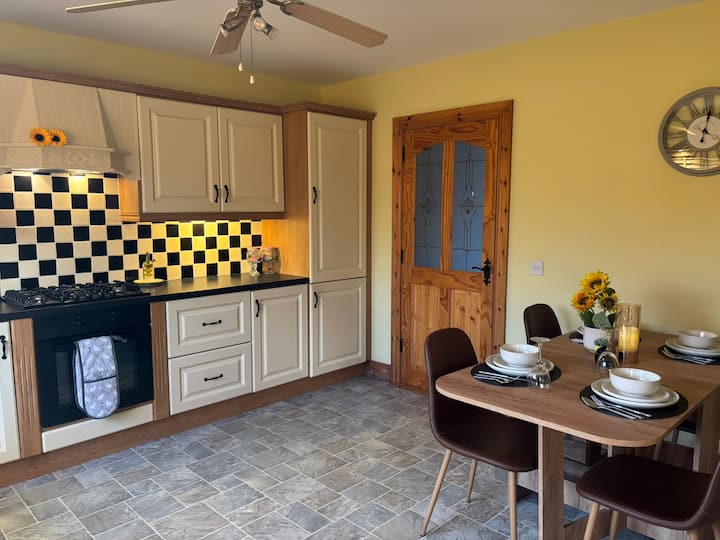 3 Bedroom Central Terrace House - Letterkenny