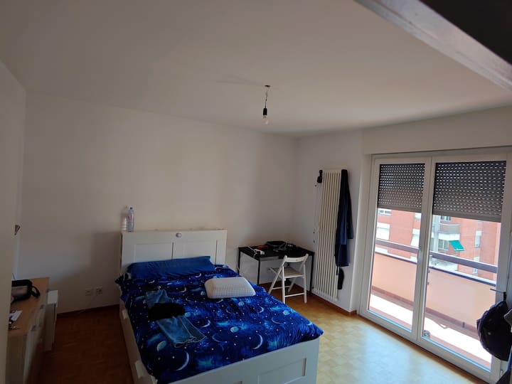 Stanza Con Balcone - Lugano