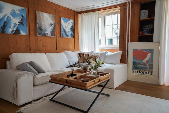 Artist’s Studio Chalet Style - Zurich, Switzerland