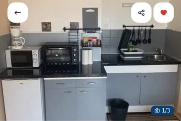 Studio 2 Personnes - Luxeuil-les-Bains