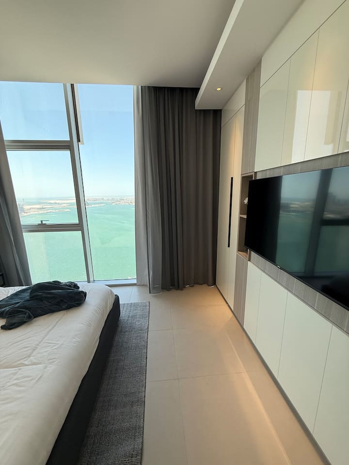 Luxury Sea View Apartment - Manama