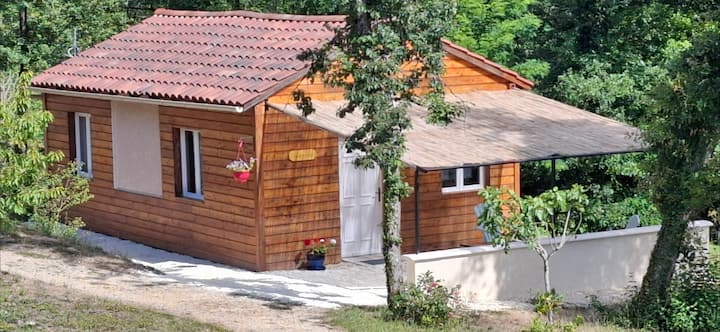 Maisonnette 2 Personnes, 1 Chambre, Piscine - Montignac