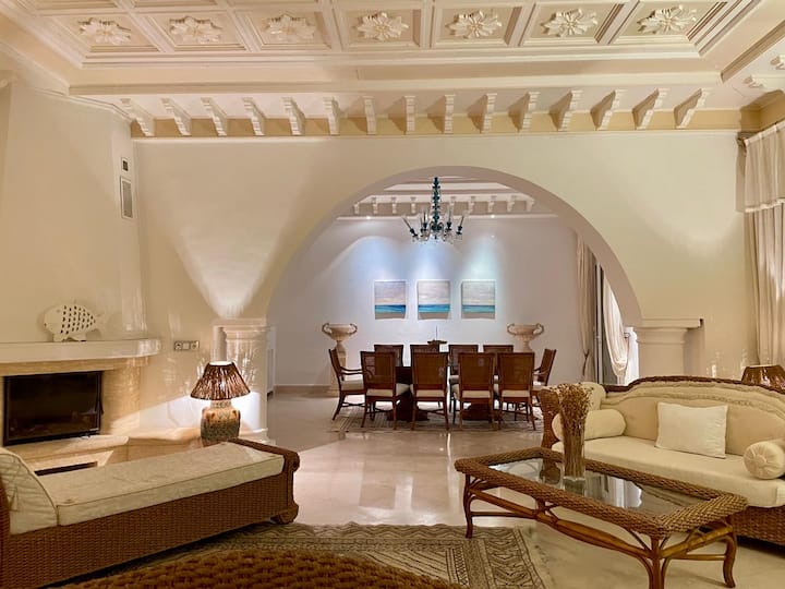 La Riviera Piscine Pieds Dans L’eau Hammamet - Hammamet