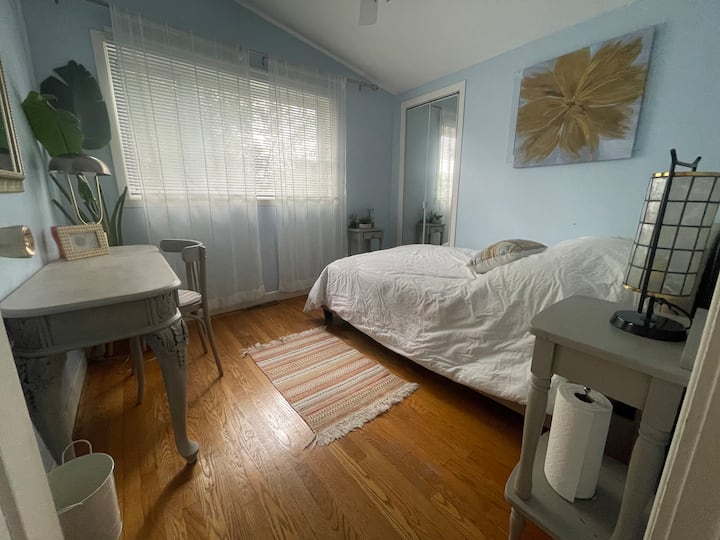 Cozy Room In Pointe Claire - Pointe-Claire