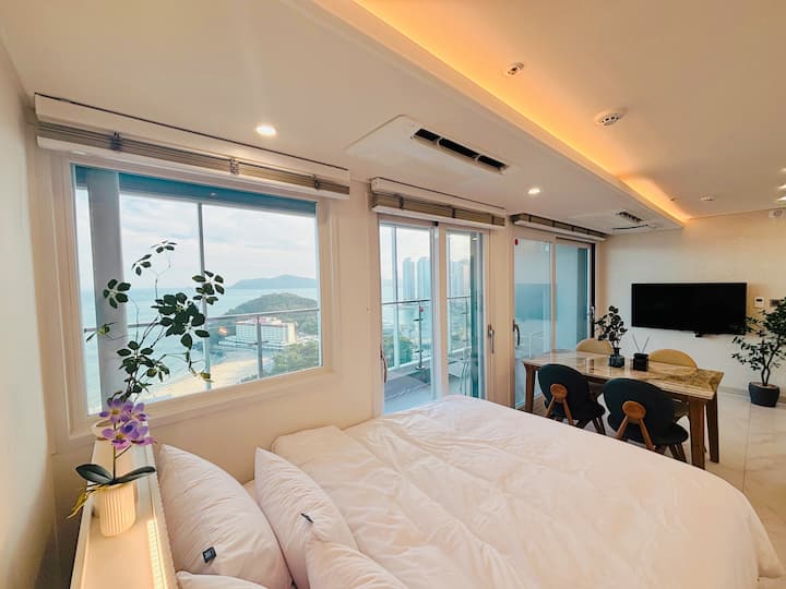 !오픈특가!|26층 파노라마 오션뷰|해변 도보 3분|발코니|2~4인 침대3개 |풀옵션 - Busan