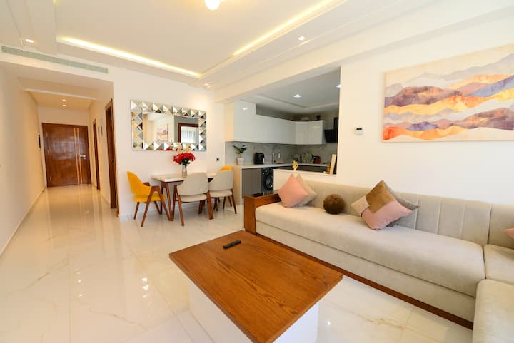 La Marina Suites - タンジェ