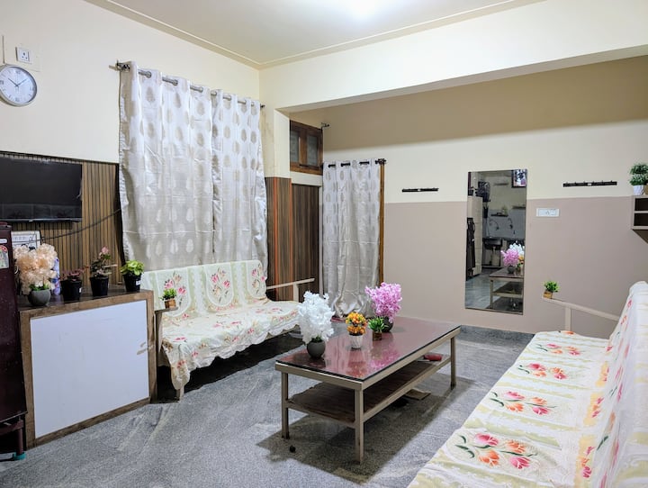 Elite 3 Bedroom Homestay Non Ac - Srirangapatna