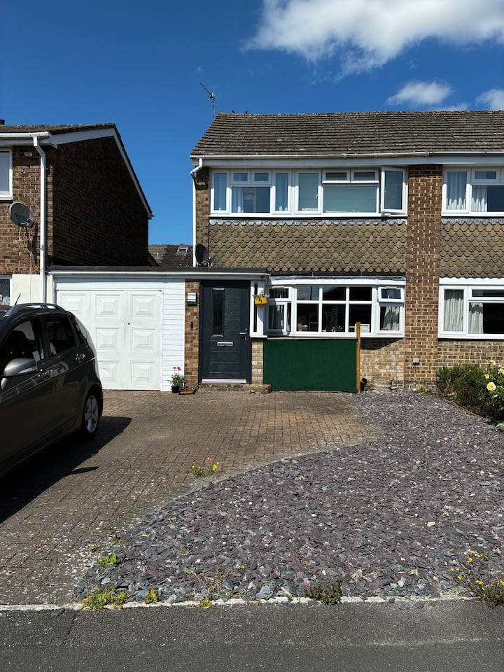 3-bed Family Home In Cricklade - Cirencester