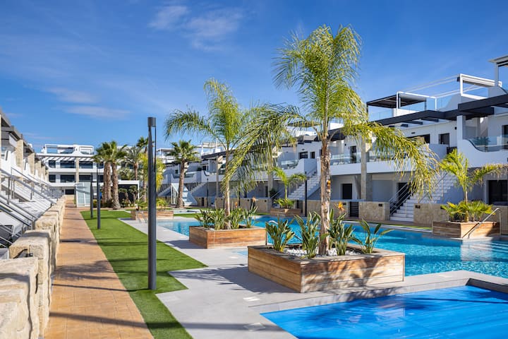 New Modern & Sunny 3br Apartment | Punta Prima - La Zenia
