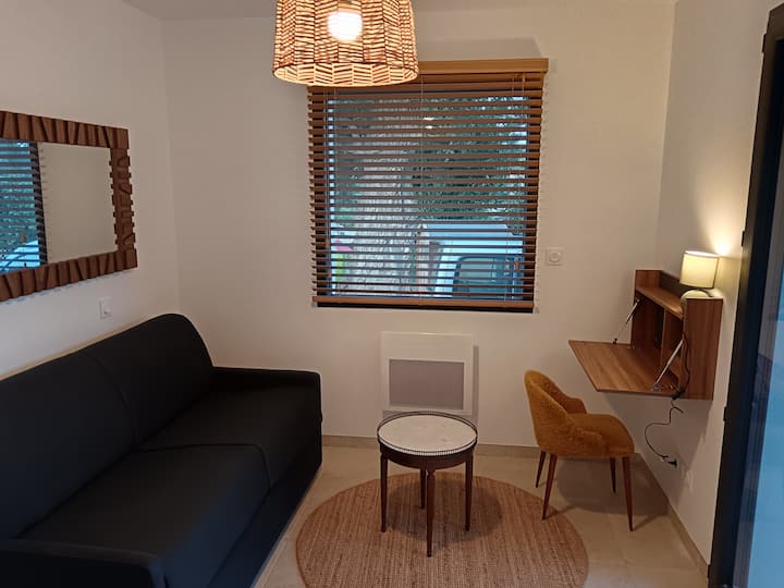 Studio Avec Kitchenette Et Terrasse Couverte - Tarnos