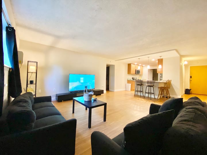 Spacious And Bright 2br W/ Pool Access - メディア, PA