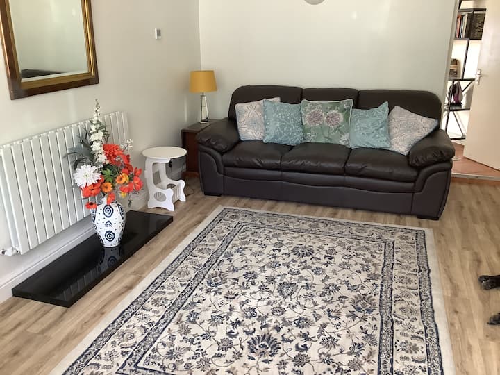 Oakwood Annexe - Woking