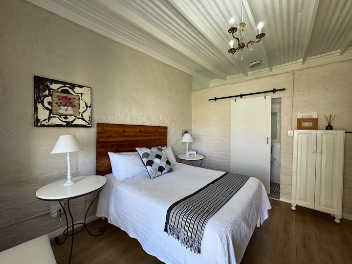 Rietjiesbos - Hummingbird Suite - Graaff-Reinet