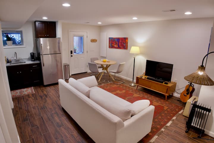 1-bed Basement Apt Near Sherman Circle In Petworth - Washington, DC