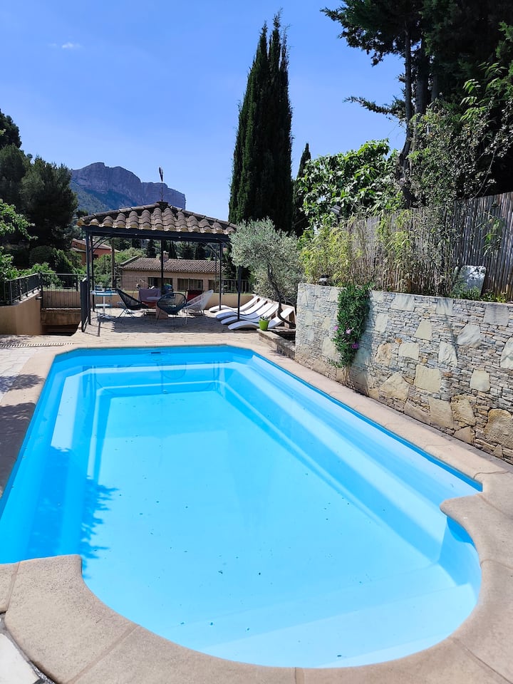 Chambre Confort Dans Notre Villa - Cassis