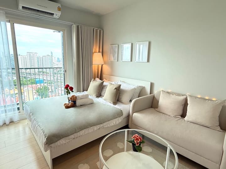 Studio With Pool | Monthly | 450m To Bts Wutthakat - Bangkok