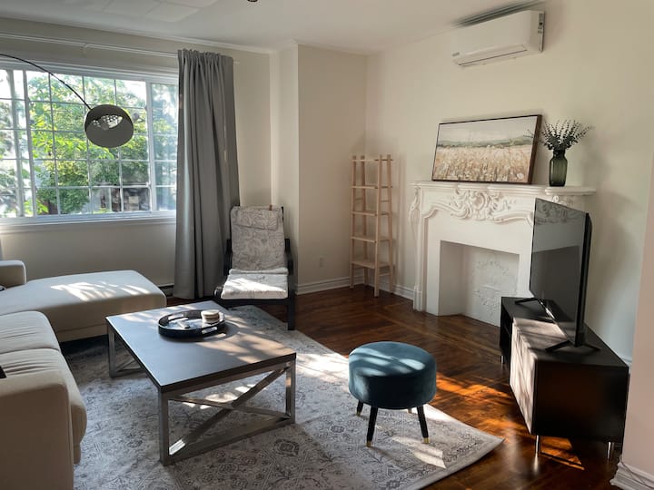 Charming Apartment In Ndg - Montréal, QC
