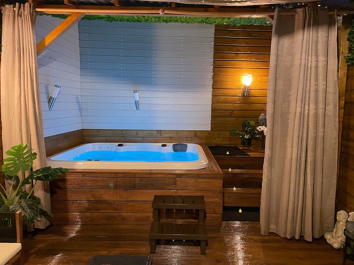 Appart Jacuzzi Extérieur - Amiens