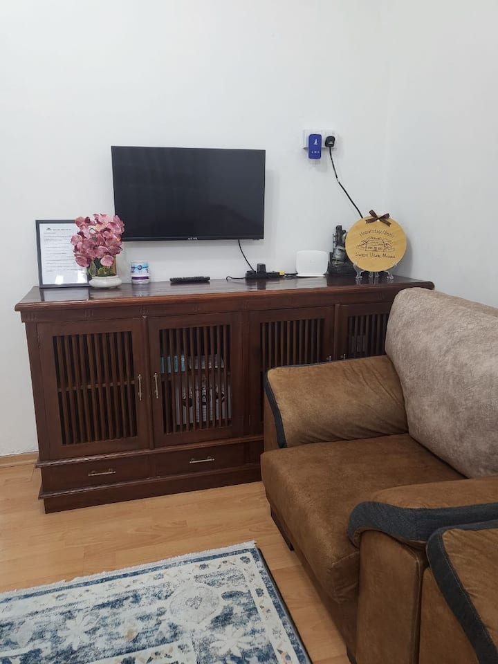Homestay Ummi

"Cozy, Comfortable& Strategic !" - Masjid Tanah