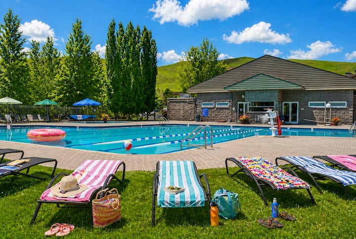 The Summit Stay | Pool | Pickleball | Hot Tub - Sun Valley, ID
