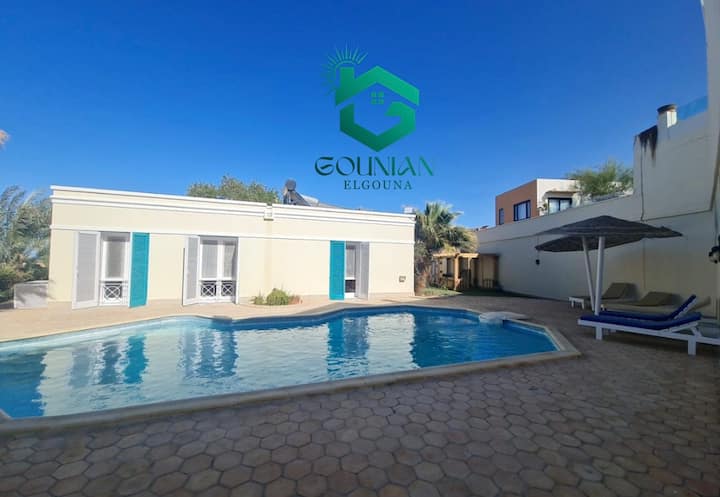 4 Bedrooms Villa, Hill Villa - Hurghada