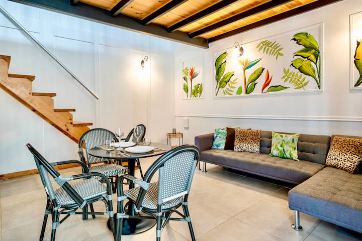 Modern 2-floor Condo, Walk To Beach - Jaco