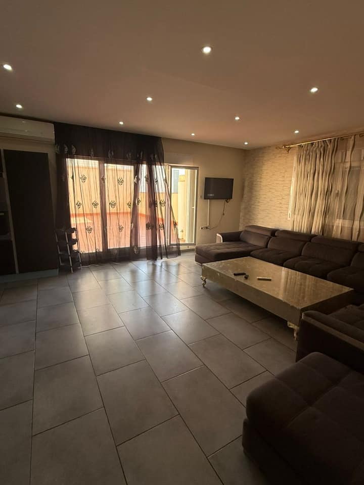 Rodinahouse 3 - Oran