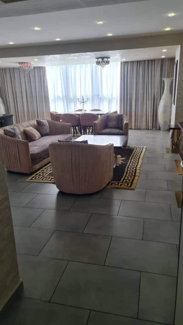 Rodina Luxe House 7 - Oran