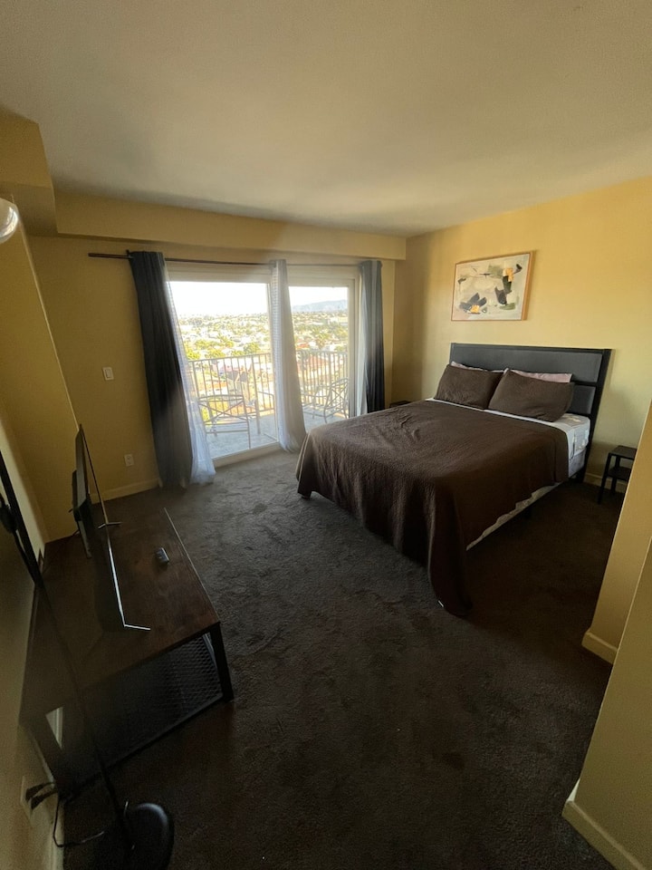 Nice View 1 Bedroom Condo - Chula Vista, CA