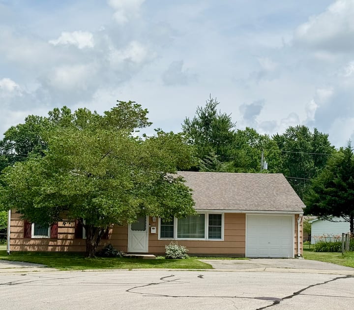 Barb's Retreat - Springfield, IL