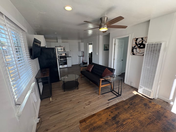 Lovely 2 Bedroom House - Chula Vista, CA