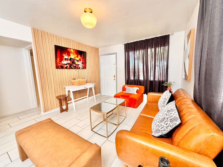 Arcadia Guest House - Paradise Casino