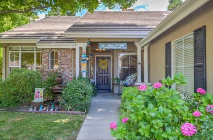 Feel At Home In Roseville, Ca - Roseville, CA