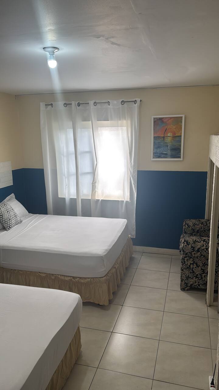 Pearl Of The City Beach Pearl - Kingston