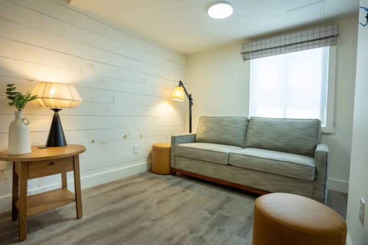 Relax In Style At A Modern Mountain Escape Room! - Stowe, VT