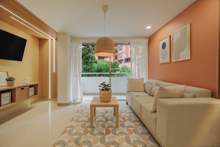 5 Min Estación Del Metro Poblado>provenza>u. Eafit - Medellín